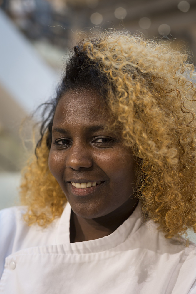 Alganesh Tades chef at Africa Experience - UNHCR - #WithRefugees
